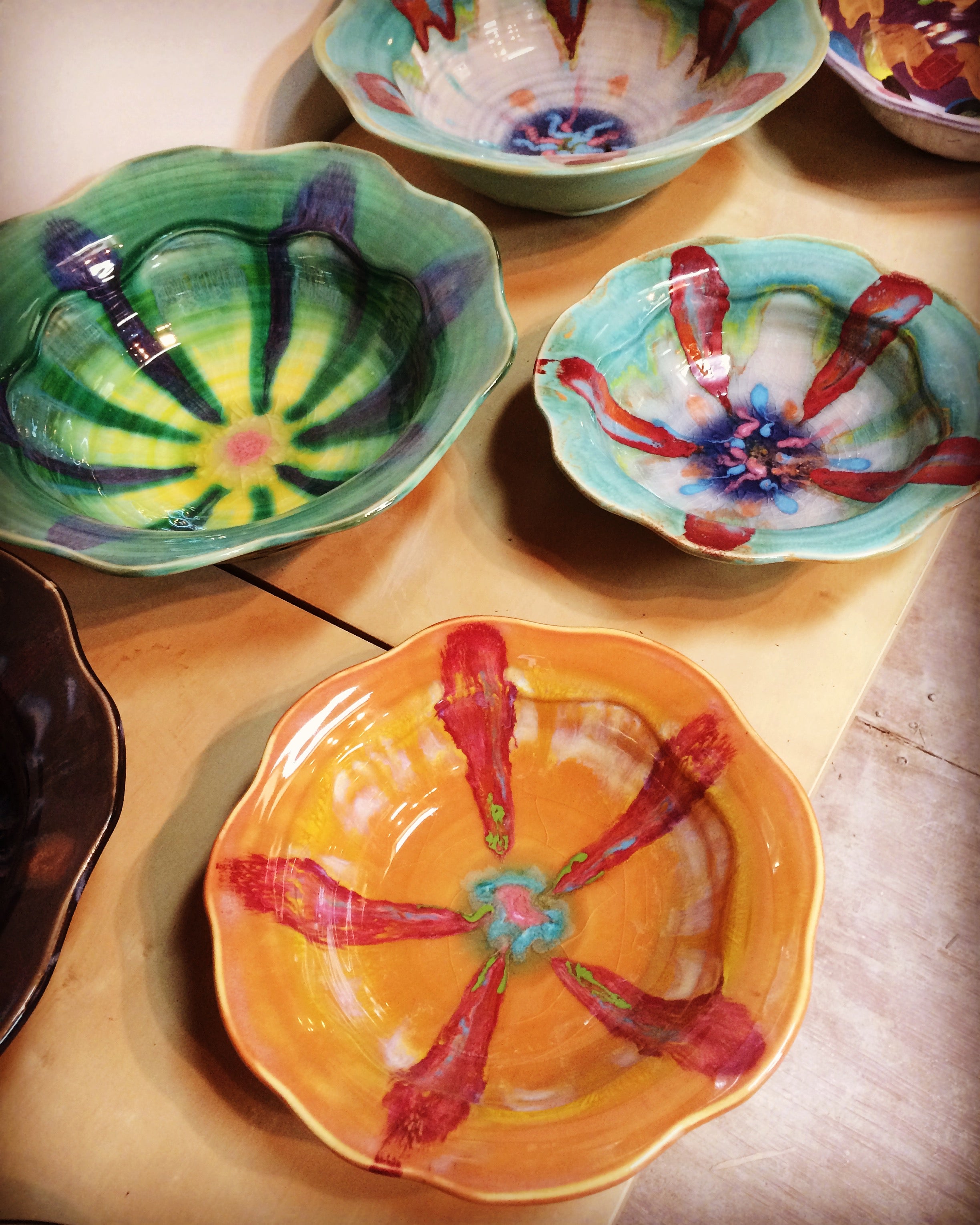 Carved Rim Bowl – Lasser Ceramics